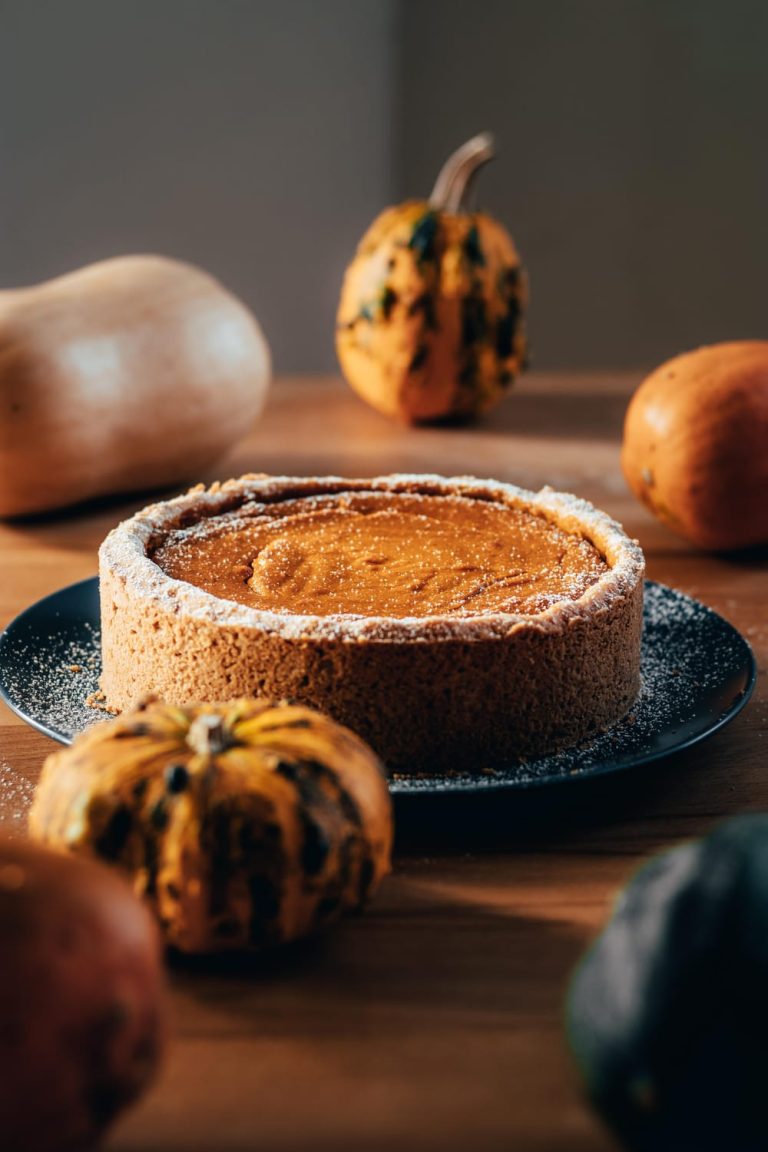 Why We Eat Pumpkin Pie at Thanksgiving and What It Says About the ...