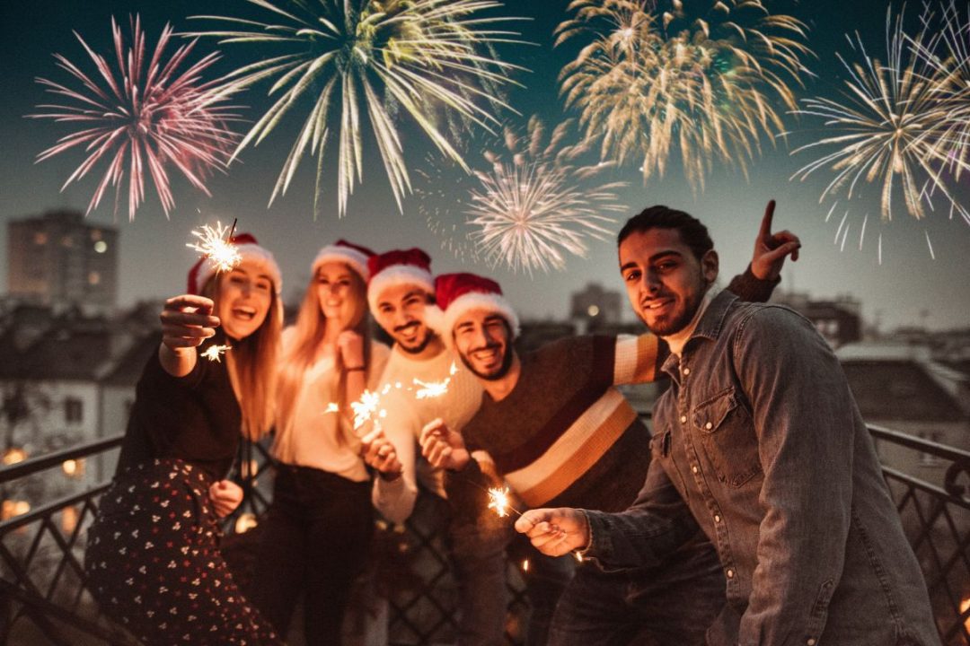 50 Inspiring New Year’s Eve Toasts You’ll Want to Remember - Plantisima